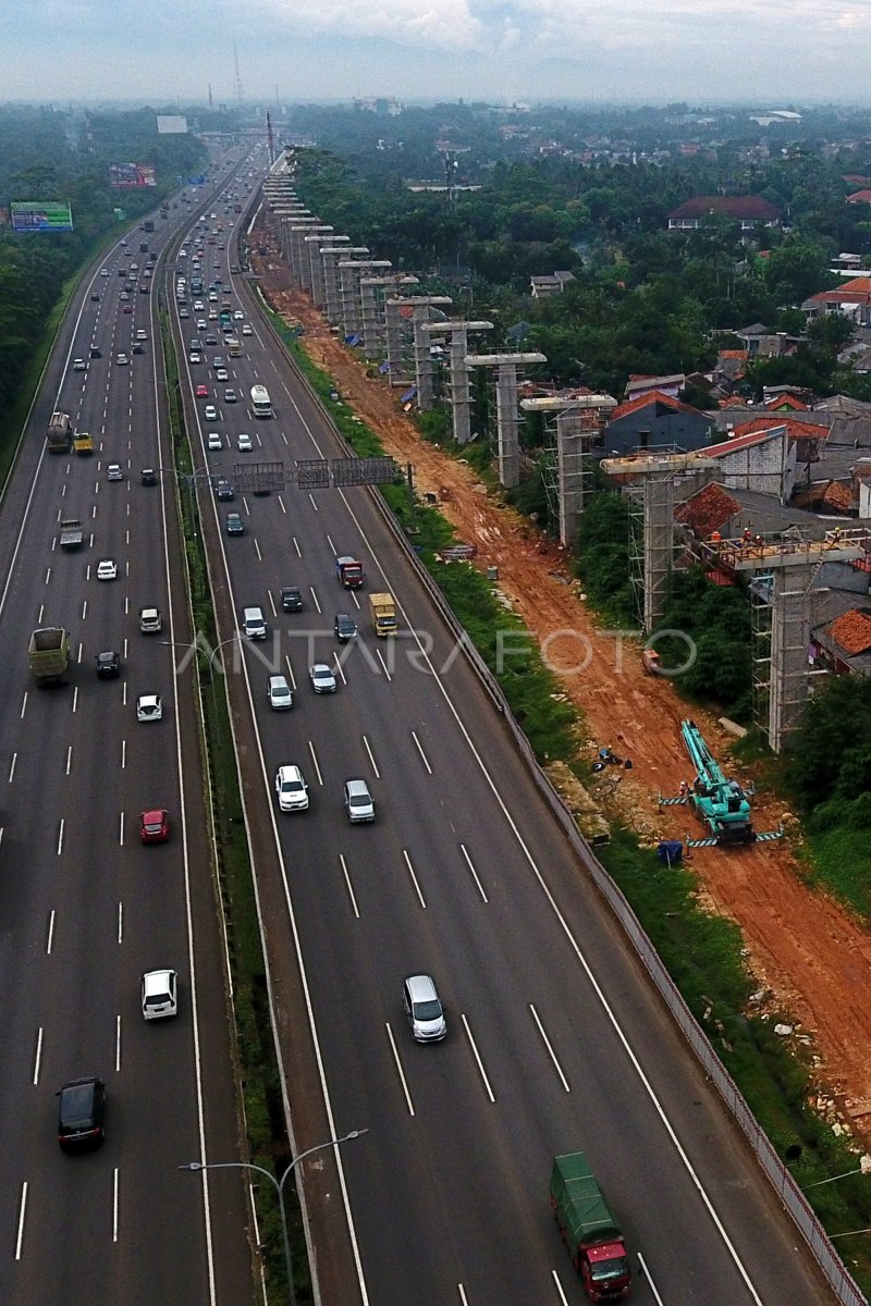 PROYEK LRT CIBUBUR-CAWANG | ANTARA Foto PROYEK LRT CIBUBUR-CAWANG | ANTARA Foto