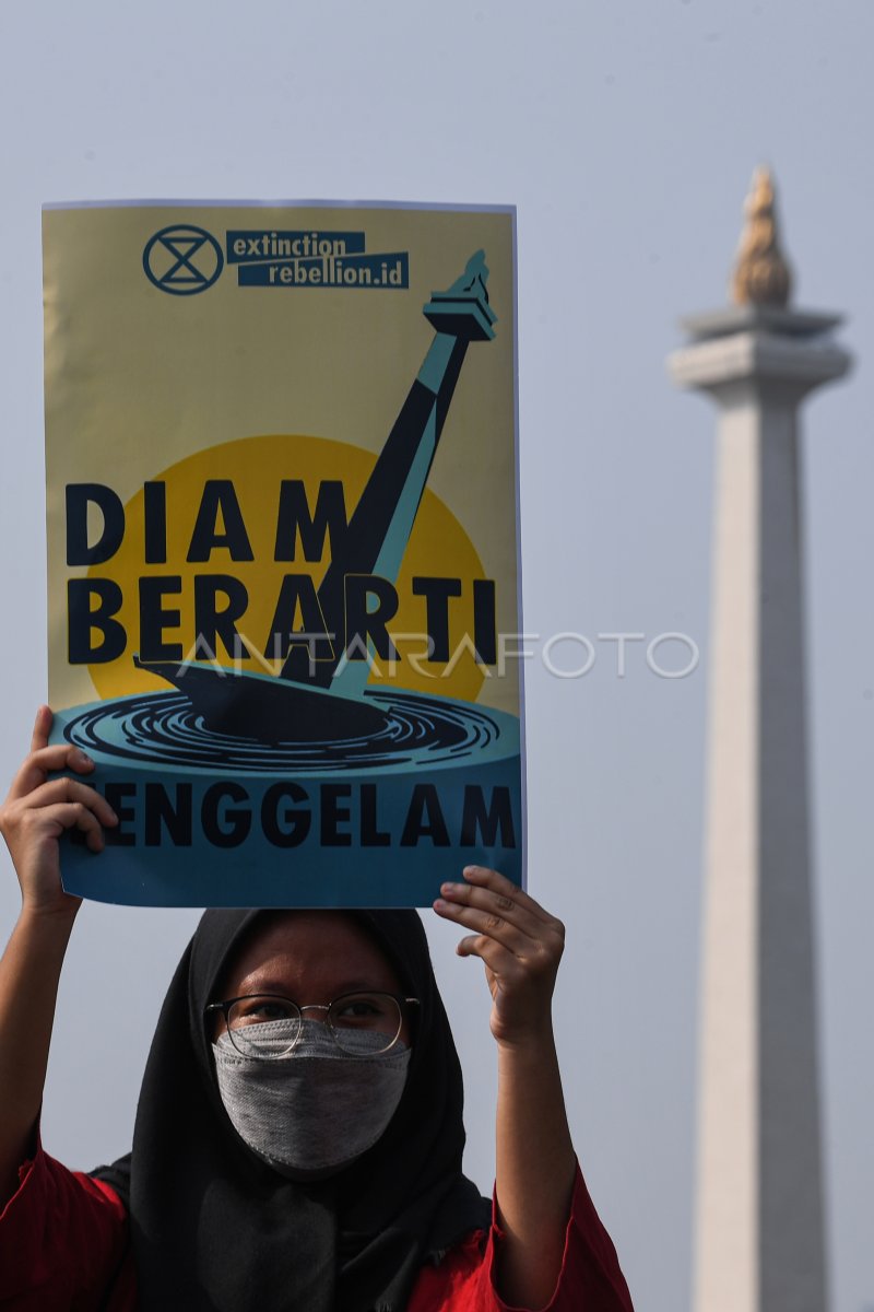 AKSI HARI LINGKUNGAN HIDUP SEDUNIA | ANTARA Foto AKSI HARI LINGKUNGAN HIDUP SEDUNIA | ANTARA Foto