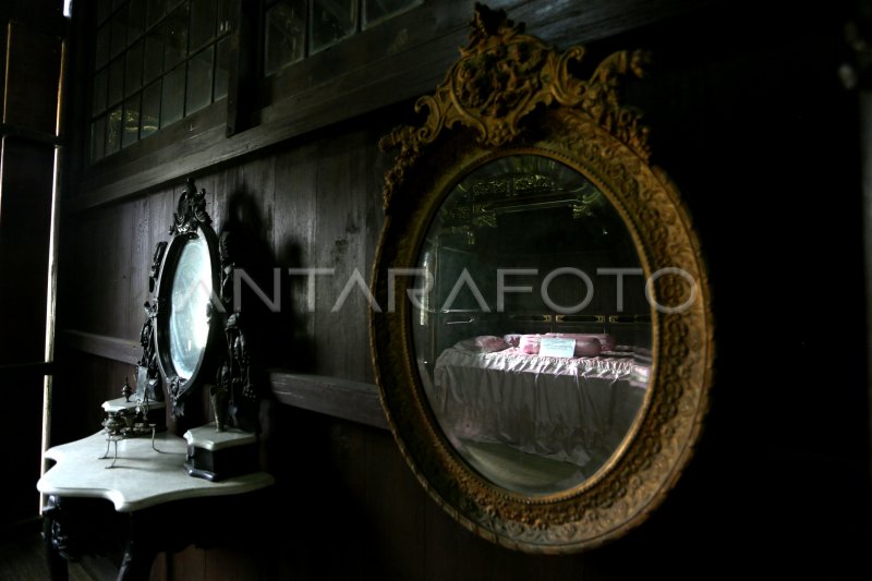 MENGENAL ADAT ISTIADAT PALEMBANG DARI RUMAH LIMAS | ANTARA Foto MENGENAL ADAT ISTIADAT PALEMBANG DARI RUMAH LIMAS | ANTARA Foto