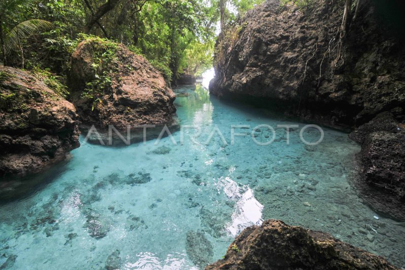 POTENSI WISATA BAHARI BANGGAI KEPULAUAN | ANTARA Foto