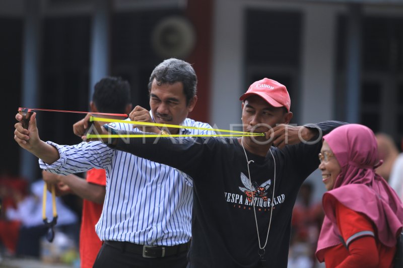 LOMBA OLAHRAGA TRADISIONAL | ANTARA Foto