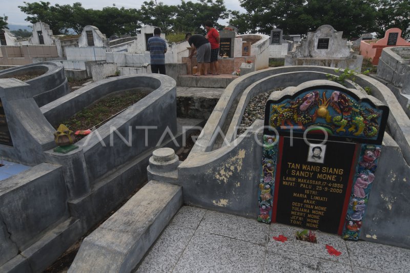 TRADISI CHENG BENG DI PALU | ANTARA Foto