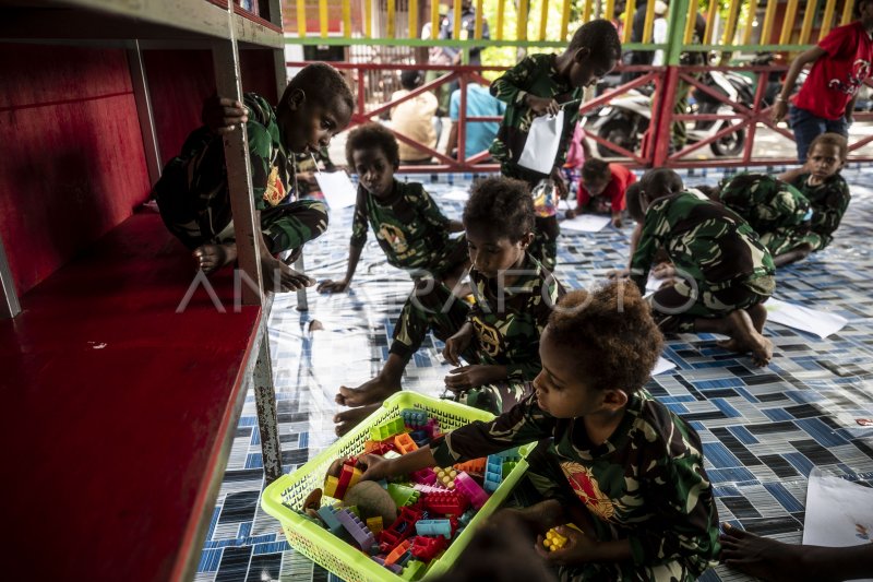 Menyemai cahaya literasi anak-anak Papua | ANTARA Foto