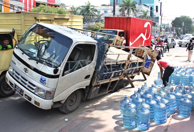 JALAN AMBLAS | ANTARA Foto