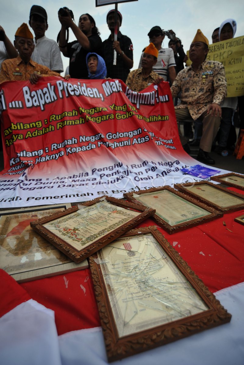 Pecahkan Piagam Antara Foto