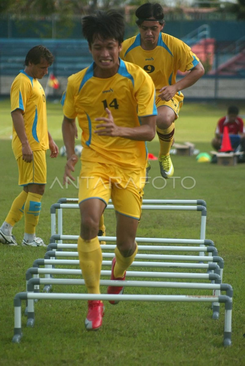 JAJAL LAPANGAN | ANTARA Foto JAJAL LAPANGAN | ANTARA Foto
