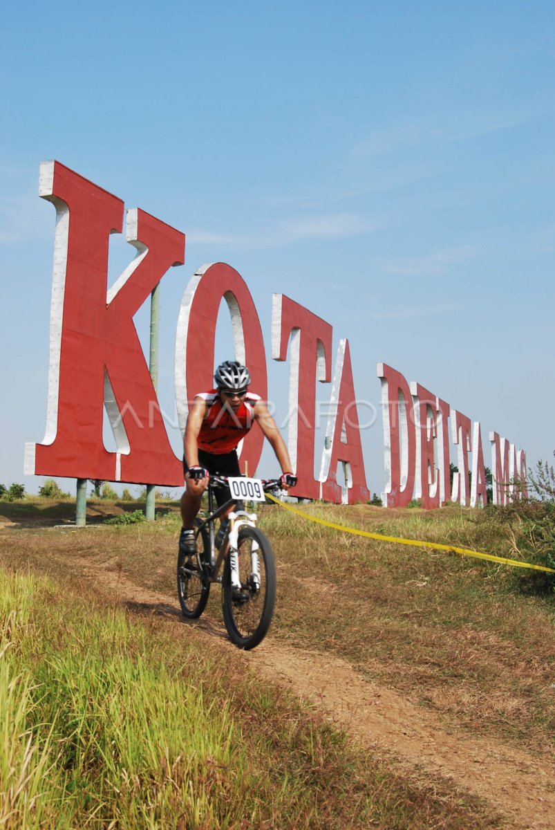LOMBA BALAP SEPEDA | ANTARA Foto LOMBA BALAP SEPEDA | ANTARA Foto