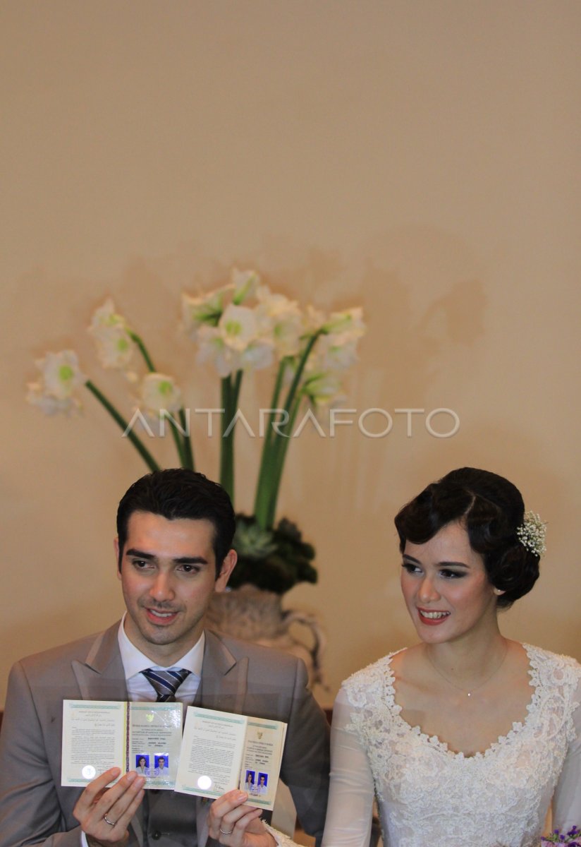 FACHRI ALBAR DAN RENATA KUSMANTO RESMI MENIKAH | ANTARA Foto