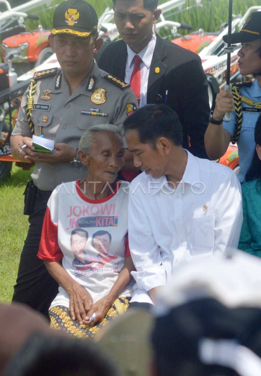 KUNJUNGAN JOKOWI KE NGAWI | ANTARA Foto